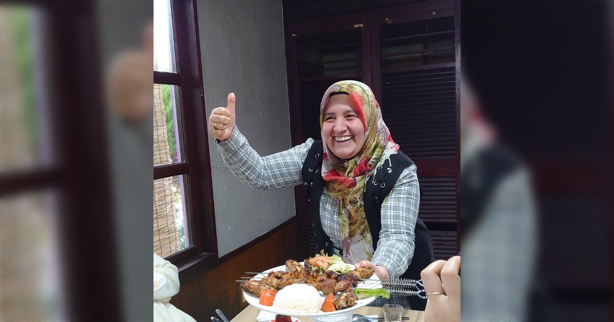 全員「まぁ、ここは異国だから仕方ないか…(愛知県内)」-山谷氏と巡る名古屋異国飯ツアー 2回目記録- - posfie