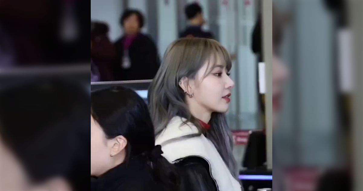 宮脇咲良 - posfie