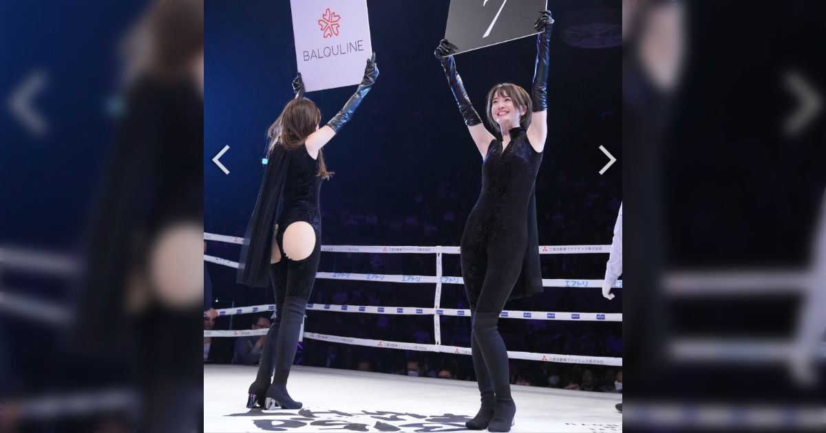 3150FIGHTのラウンドガールの衣装は尻が出ていた🍑 - posfie