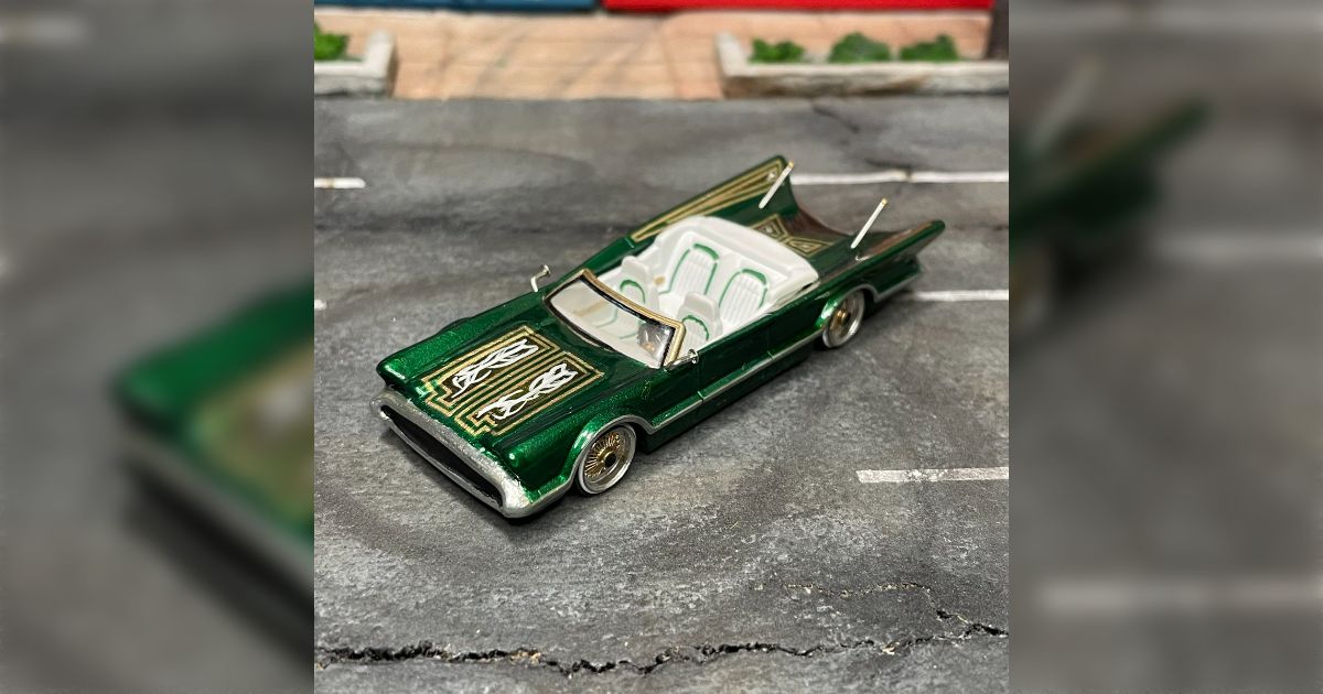 KDW#064 バットモービル ローライダー - posfie