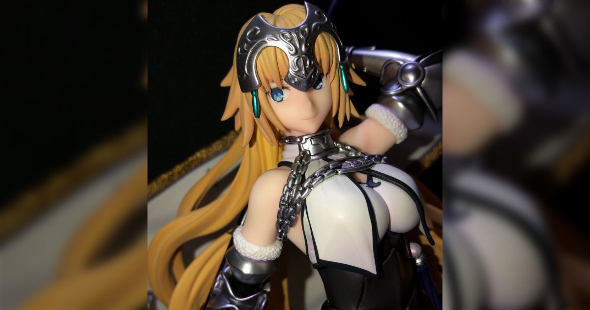 フレアよりFGOのルーラー／ジャンヌ・ダルクのフィギュアが届く - posfie