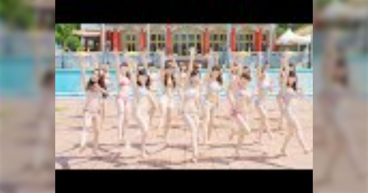 ドリアン少年/NMB48 MV水着オフショット - posfie