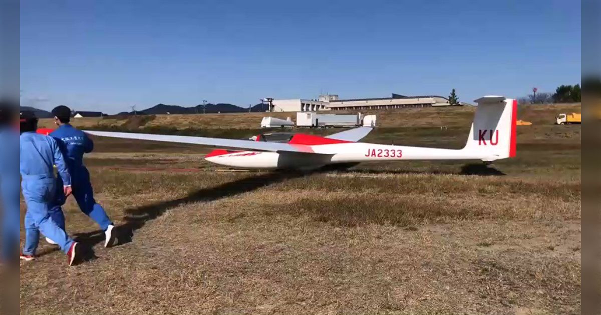 【航空部】学生グライダー 2021年 新歓PV・告知まとめ - posfie