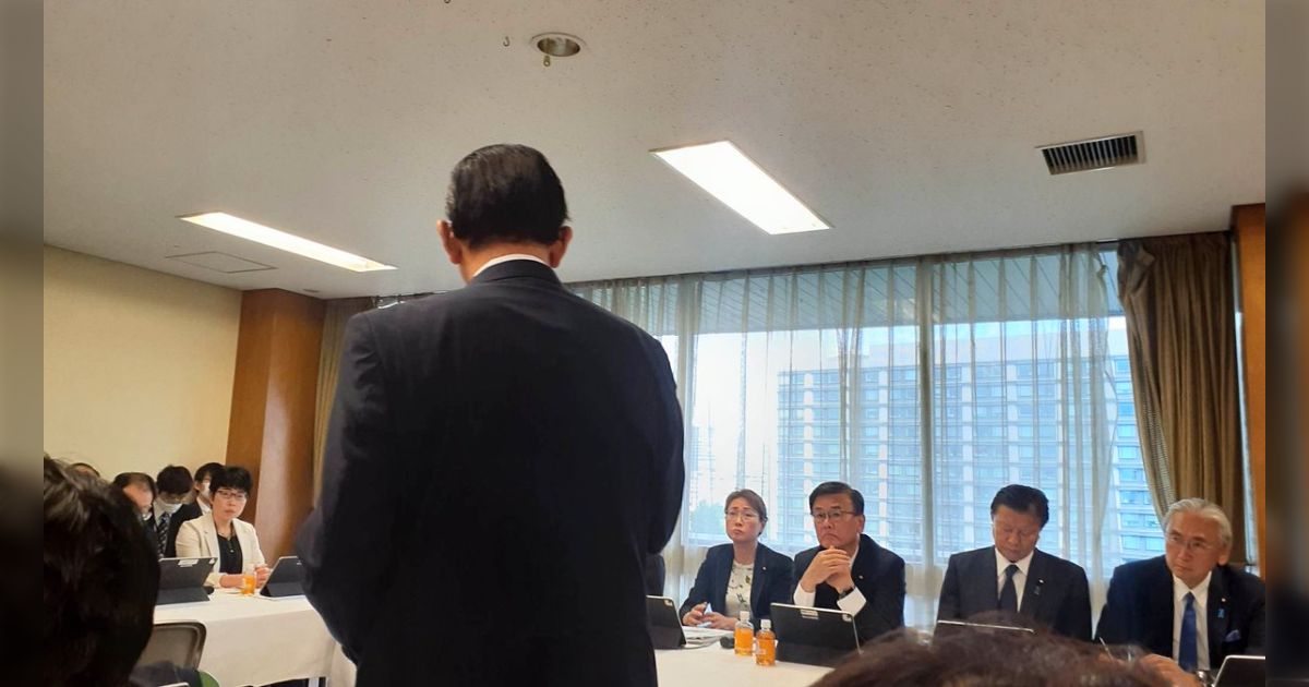 【LGBT法案】自民党部会の条文審査後、反対多数を押し切り部会長に一任で反対派が反発。→総務会を通れば法案提出の見込み。 - posfie