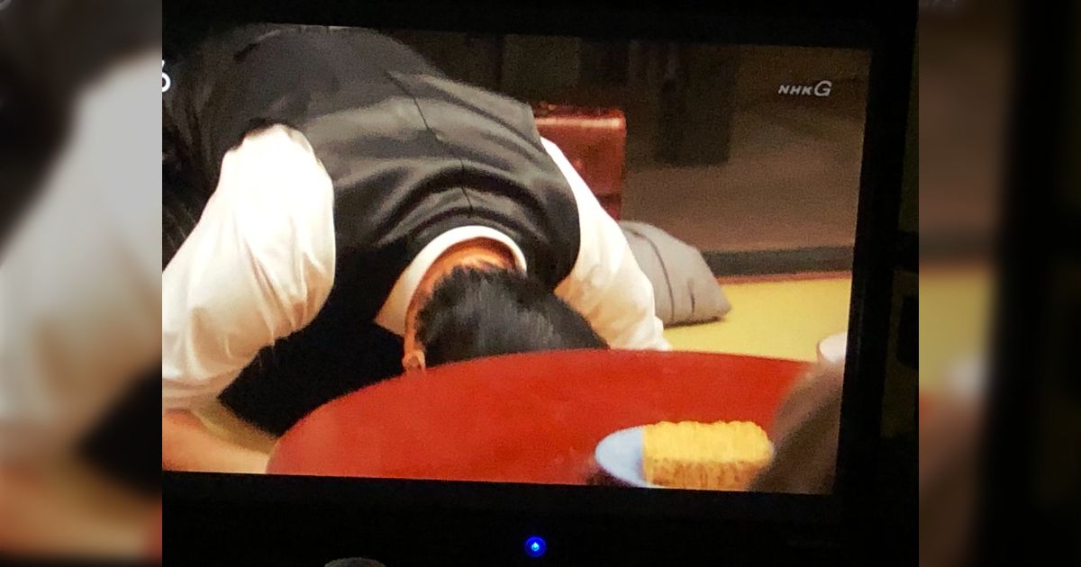 朝ドラまんぷく、世良さんの土下座で盛り上がるTL - posfie