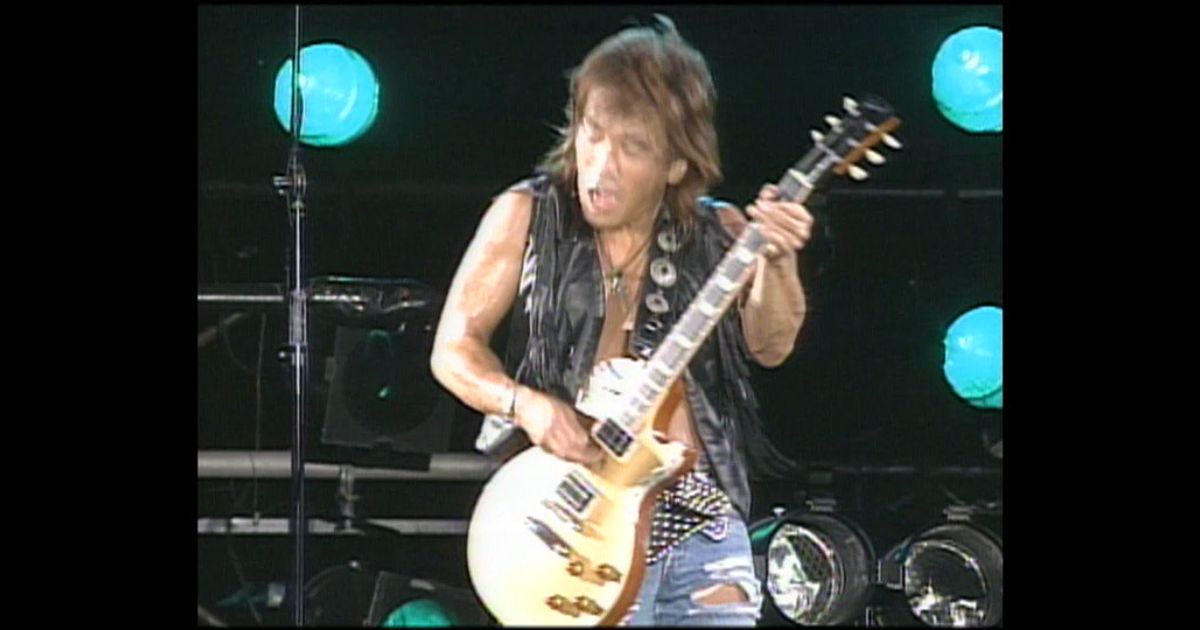 【B'z 35th special】13th Single「裸足の女神」 (2ページ目) - Togetter [トゥギャッター]