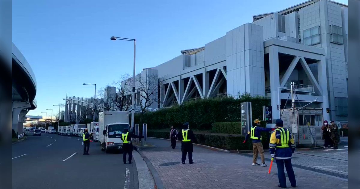 コミックマーケット97 0日目前日設営の様子 #C97 - posfie