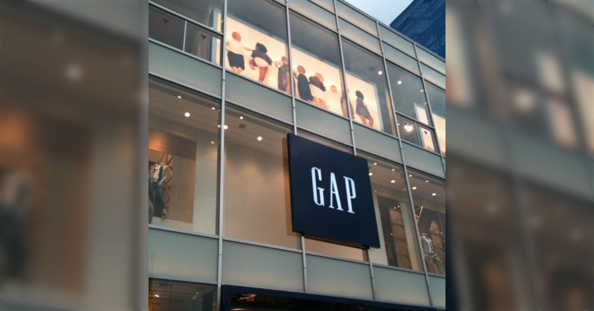 Gap フラッグシップ原宿（Twitter実況） 2010/03/01 - posfie