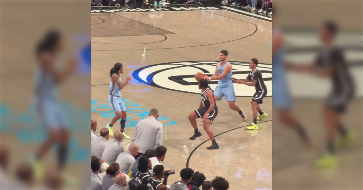 永久保存版！全世界再生回数1億6000万回超📱！NBA史上SNS最多再生されているこの瞬間を見逃すな！🏀 - posfie