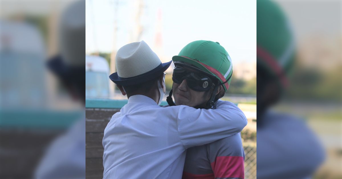 本日の園田競馬のメインレース若駒賞は1番人気ガリバーストームがV。デビューから20年、重賞の勝ち鞍がなかった鞍上廣瀬航騎手はゴール後に落涙する姿を隠せなかった模様。 - posfie